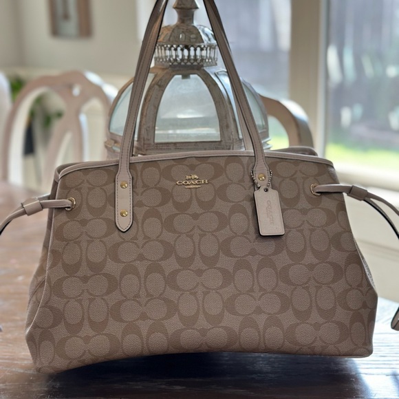 Coach | Bags | Coach Signature Coated Canvas And Leather Carry All Bag ...
